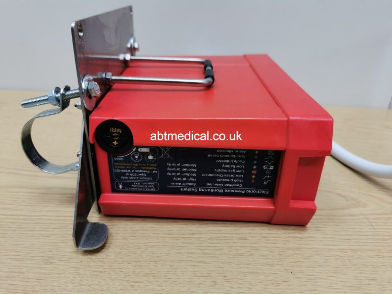 Pneupac Smith parapac 200D MRI Ventilator ventilation + O2 with circuit ...