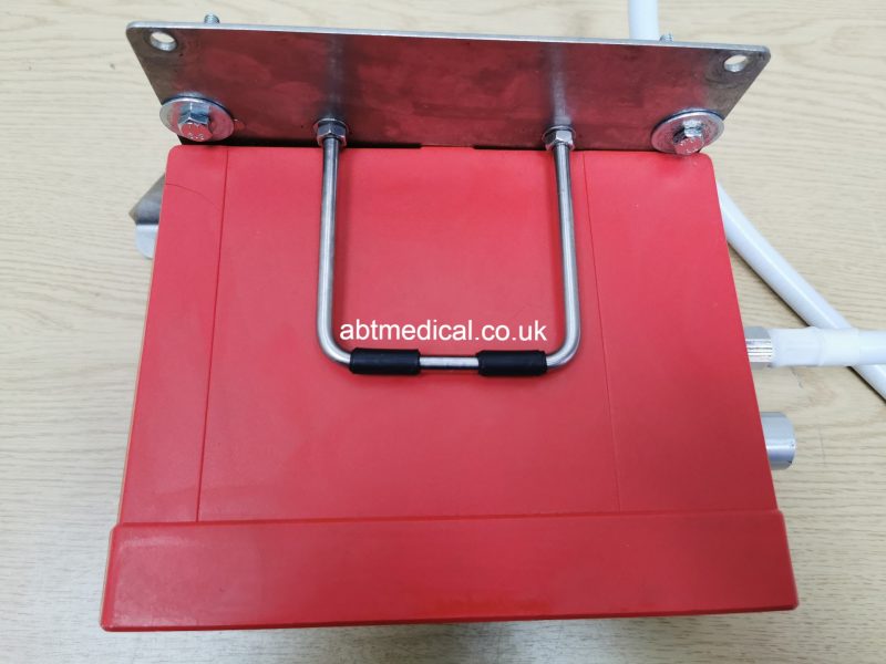 Pneupac Smith parapac 200D MRI Ventilator ventilation + O2 with circuit ...