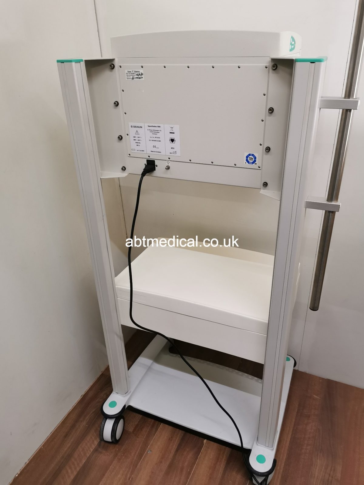 B Braun Tesla Spacestation MRI docking station for infusion syringe ...