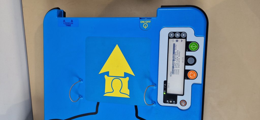 Zoll autopulse plus system model 100 – mfg 2018 with battery charger ...