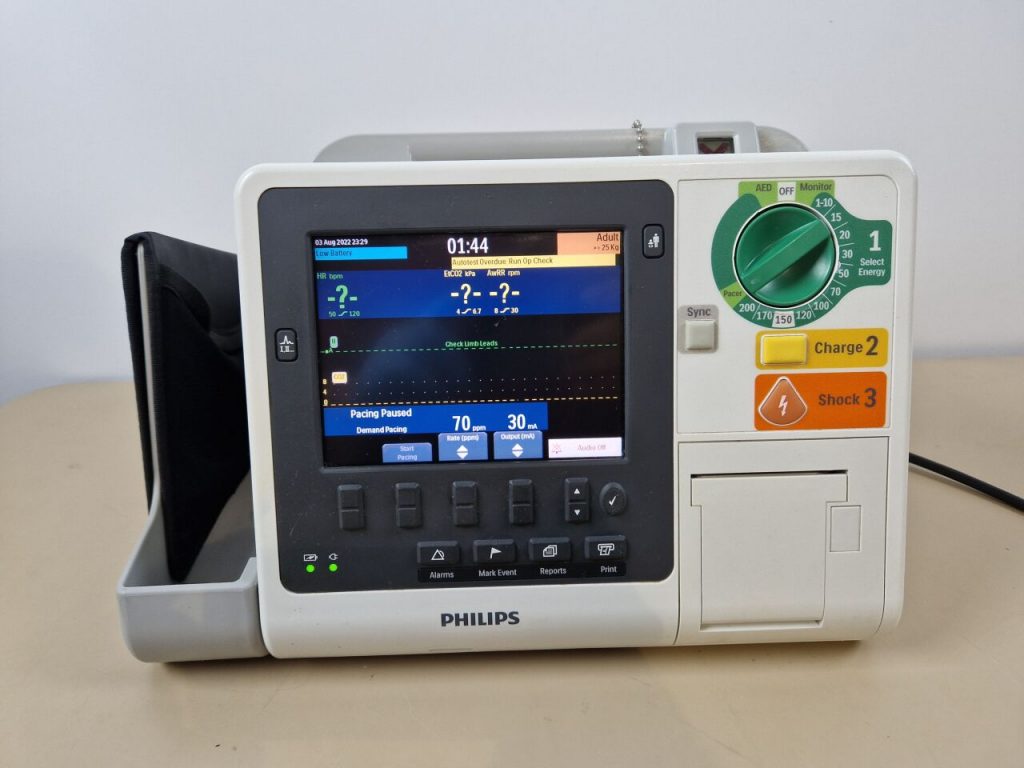 PHILIPS Heartstart XL+ Defibrillator with Pacer, biphasic, ECG cable ...